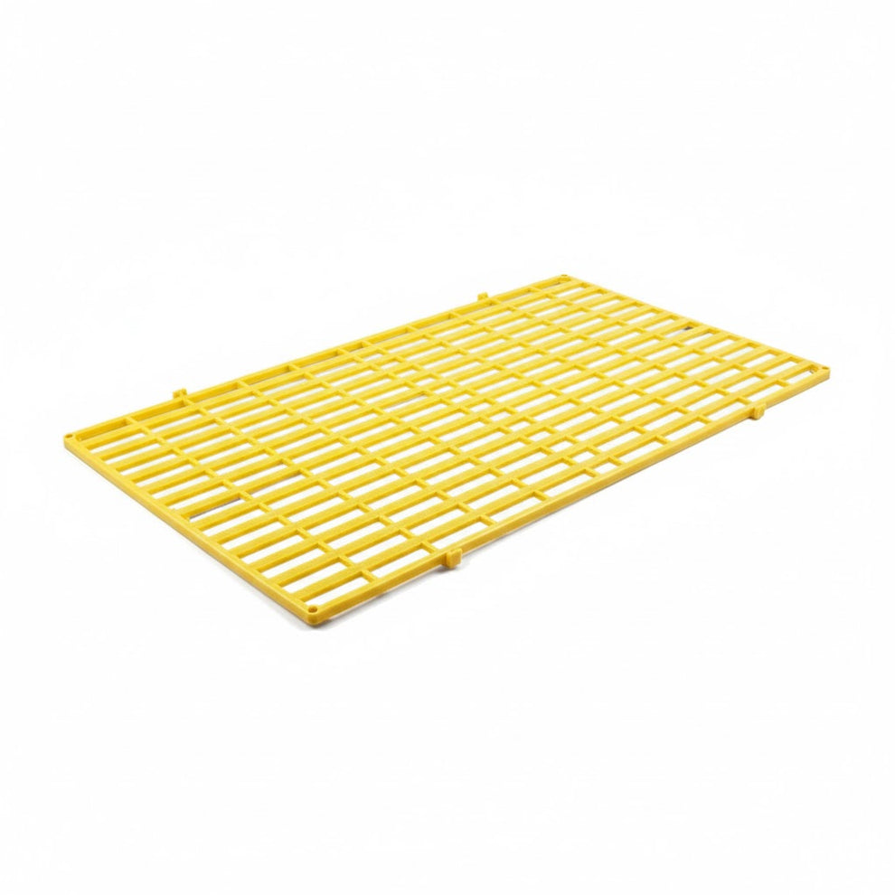 1x2FT PLASTIC MATTING – BRIGZ SCRAP TRADING